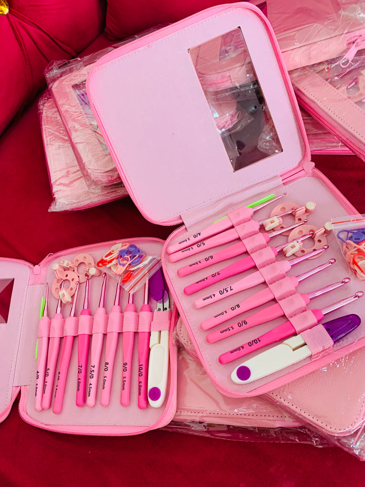 Products – Doch machine and mannequin